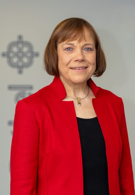 Dr. h. c. Annette Kurschus wird Pastorin in Bethel - Bethel